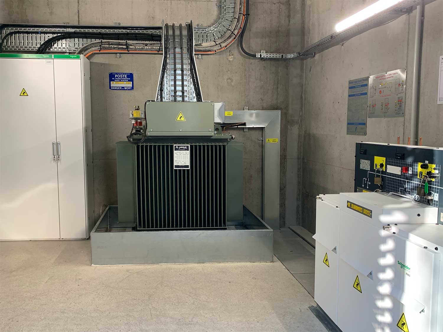 Haute Tension - R.Pelec